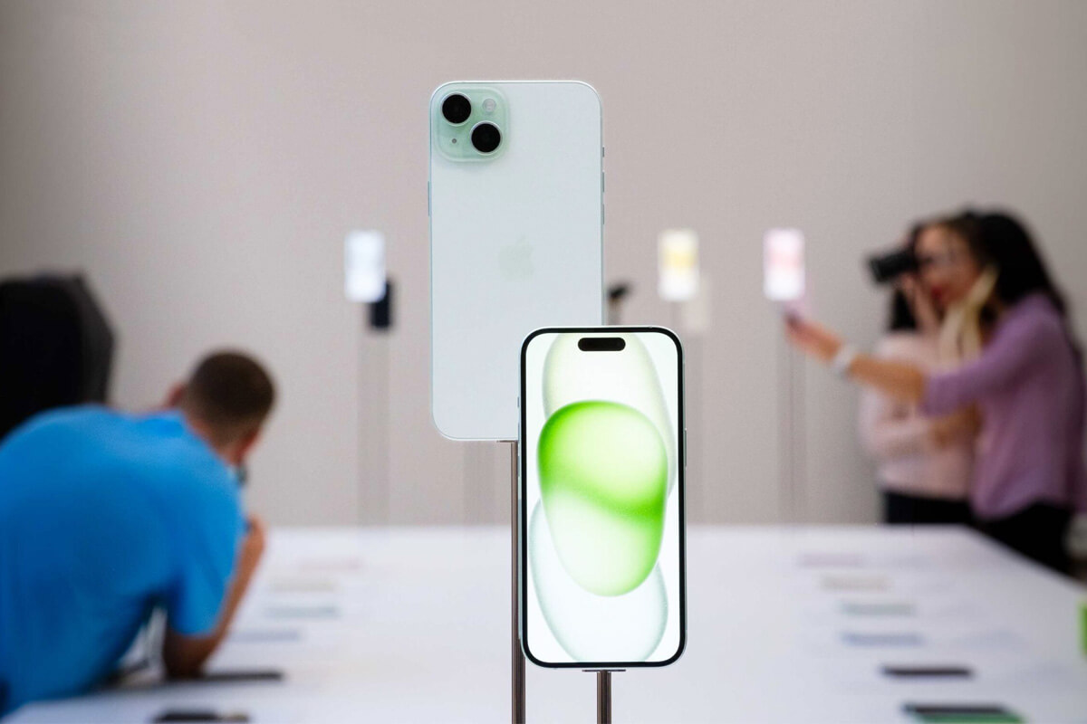 Dung lượng pin iPhone 15 là bao nhiêu? Loại pin, thời gian sử dụng và ...