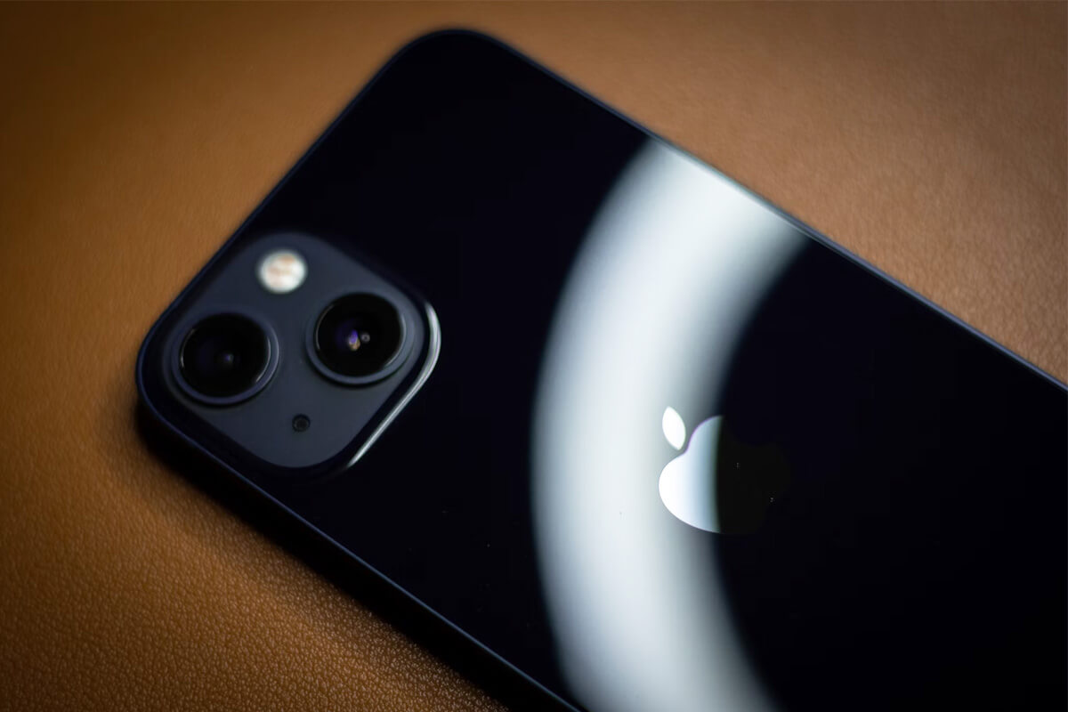 Camera iPhone 13 có còn 'xịn sò' sau gần 3 năm ra mắt?